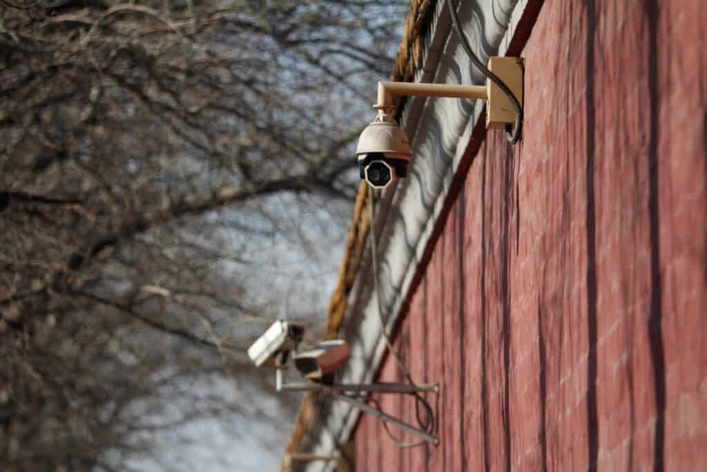 Questions You Need To Ask Before Buying Best Surveillance Camera | 1 ...